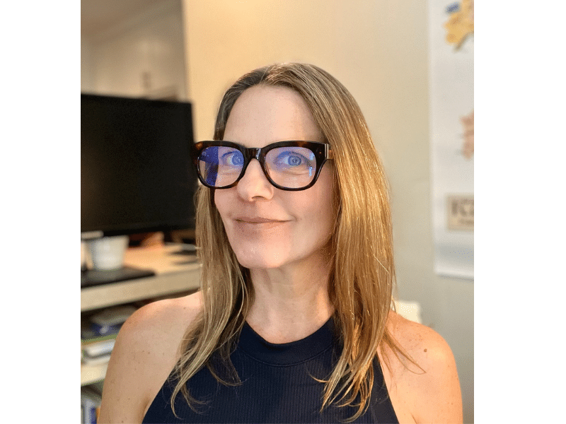 Online Professional Reading Tutor, Child struggling with reading ...